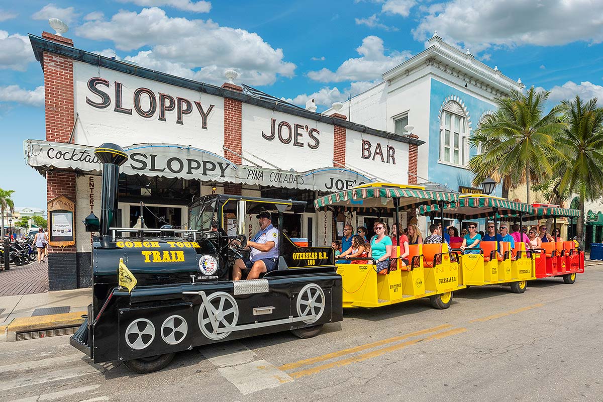 Key West Duval Street Guide from Shopping to Local Cuisine
